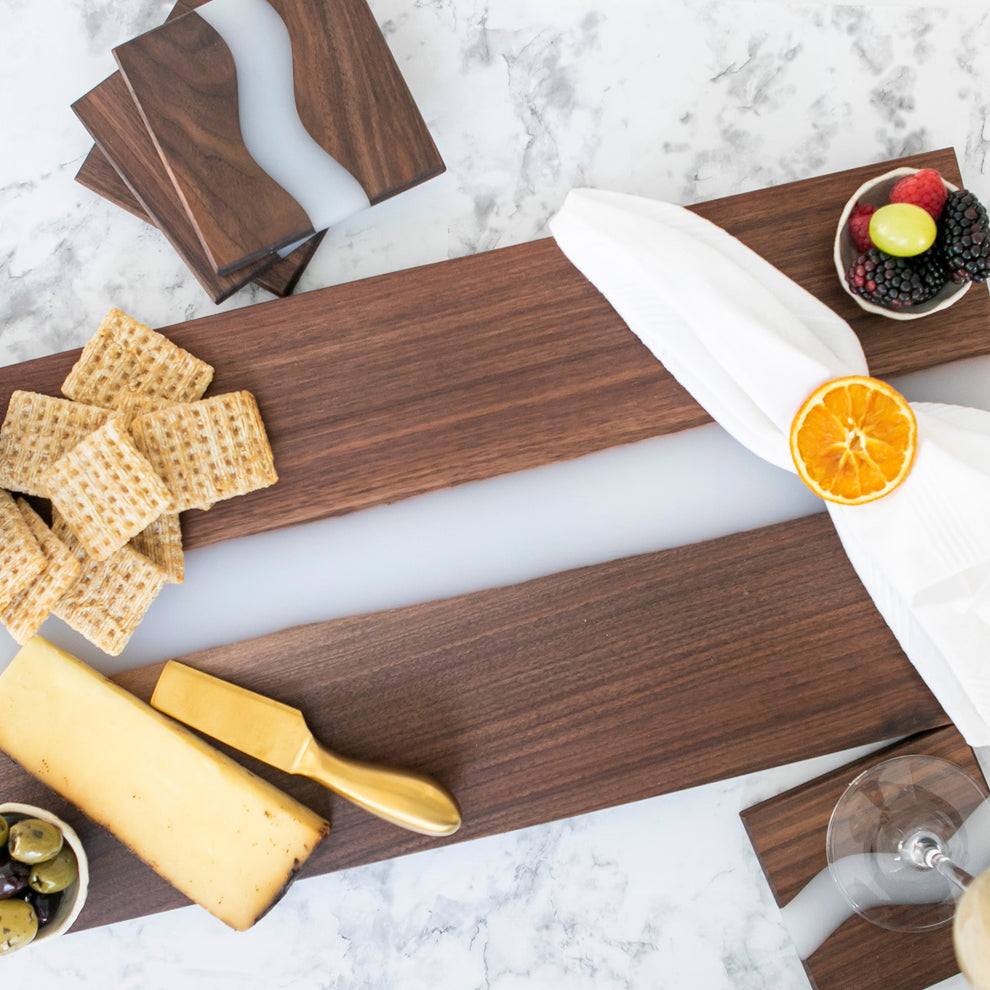 Resin Engrave River Board with Black Walnut Wood / White – Daphnew Design